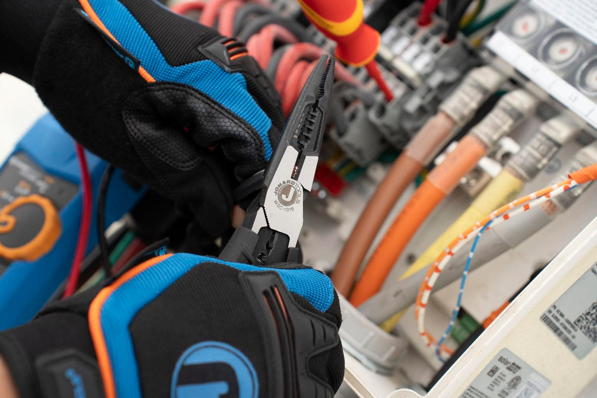 Jonard Tools Solar Essentials Kit – Telcomates